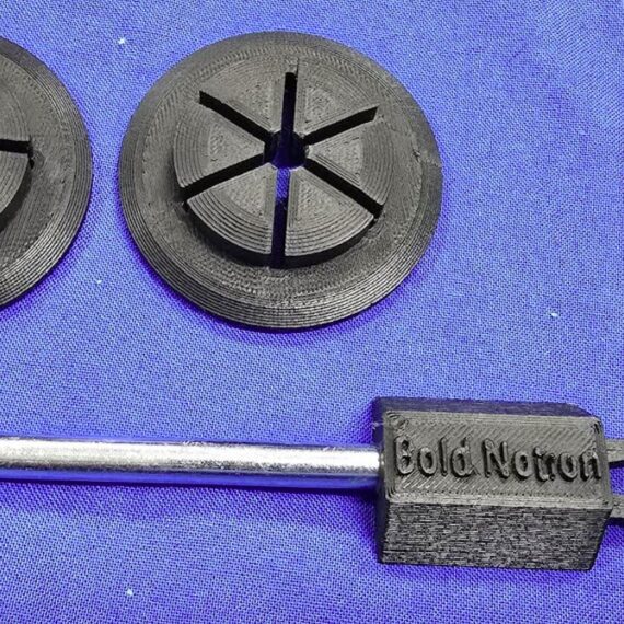 Horizontal Thread spool Adapter - Bold Notion Quilting